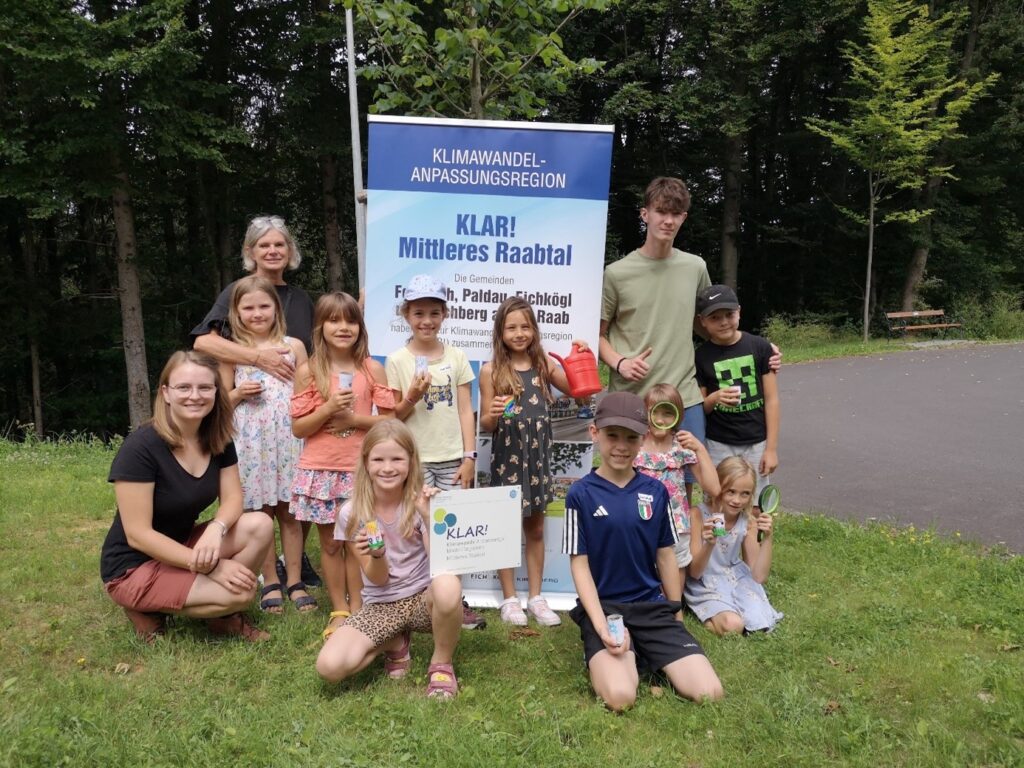 Bodenforscherinnen und Bodenforscher unterwegs